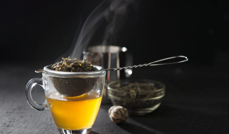 Can Brewed Tea Get Moldy? (Causes and Prevention!) - Mariposa Brewing